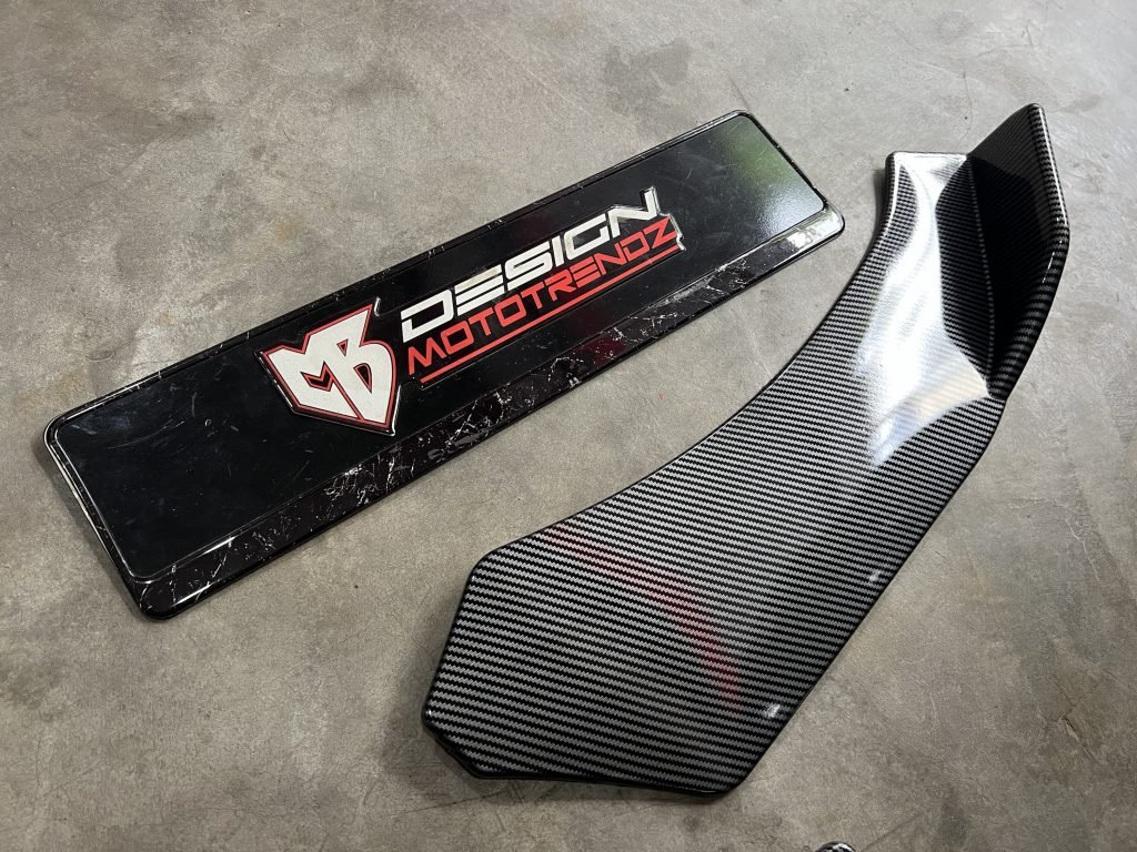 Carbon dip 3pc front splitter kit universal - MB MotoTrendz